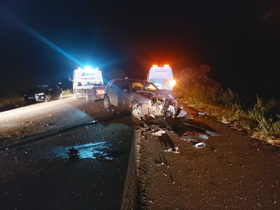 Duas pessoas morrem e seis pessoas ficam feridas em grave acidente na BR-369, em Juranda