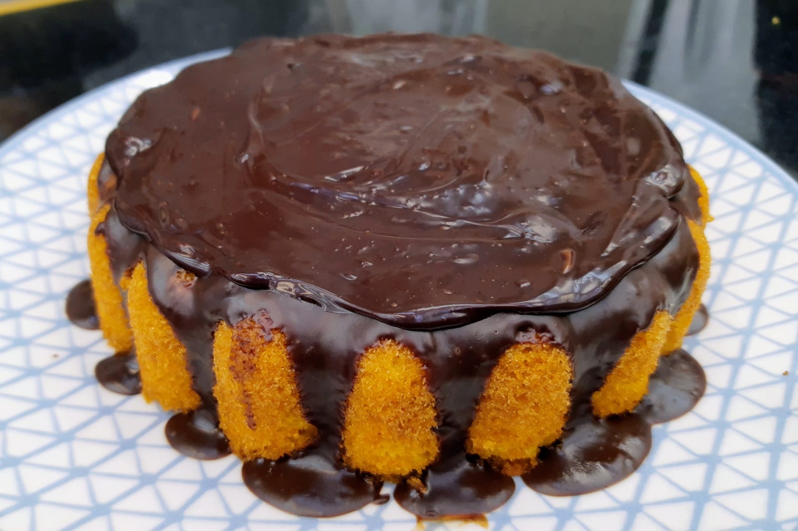 Chef Kids: Bolo de cenoura com ganache de chocolate