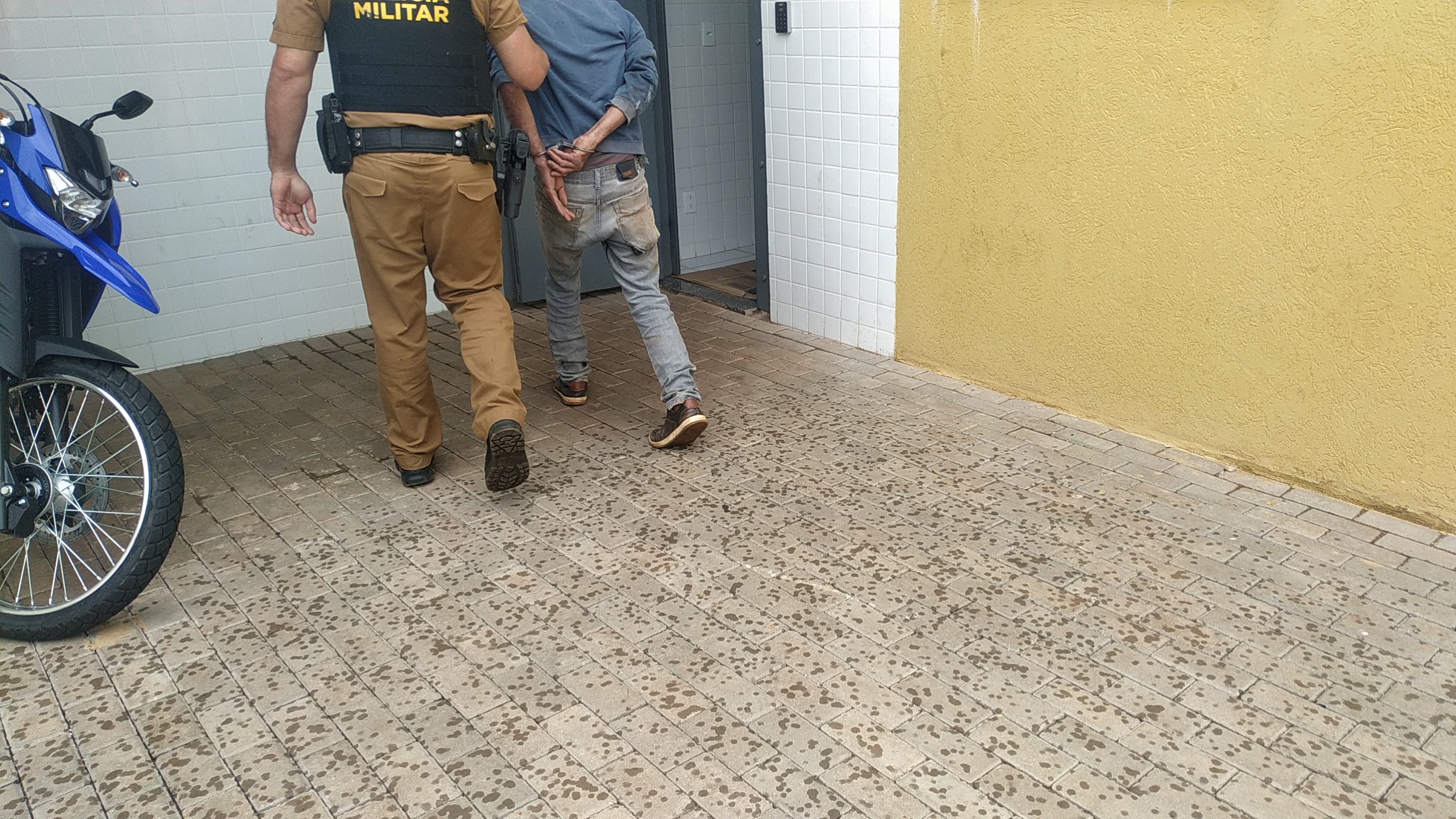 Homem é preso por embriaguez ao volante no Bairro Quebec