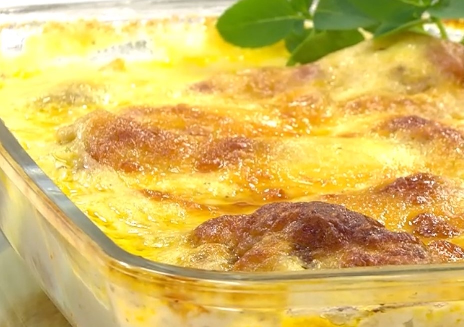 Aprenda a fazer esse delicioso frango assado com o frango lar temperado