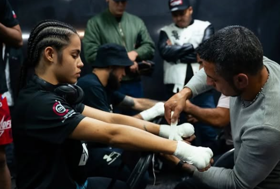 Maria Sinistrinha estreia no MMA profissional com vitória no Open Fight ...