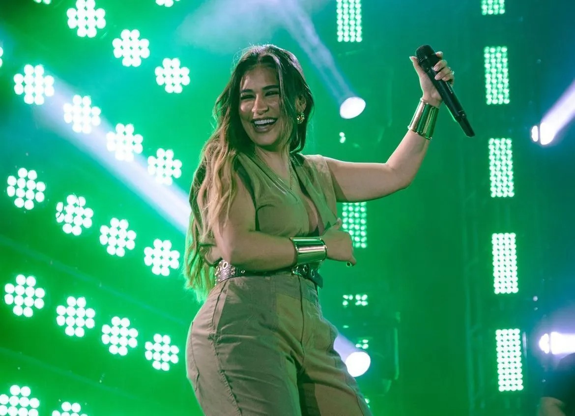 Simone Mendes diz que sonha em gravar música com Jorge e Mateus: “Tenho amor por eles”