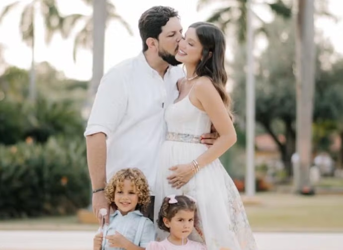 Nasce Angelina e Zion, filhos gêmeos de Biah Rodrigues e Sorocaba