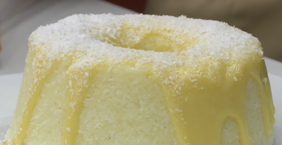 Aprenda o passo a passo de um irresistível Bolo de Tapioca caseiro